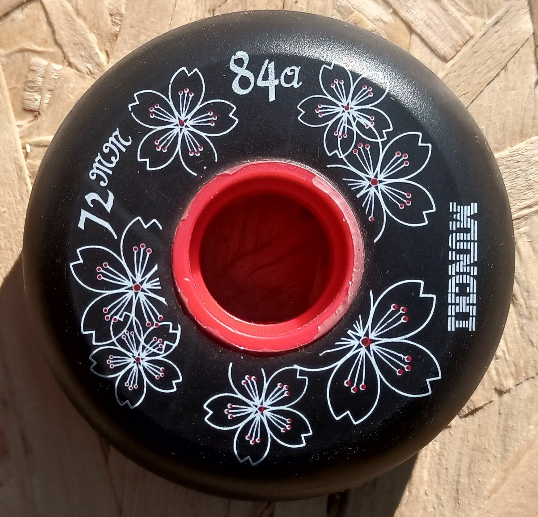 Колеса для роликов 72мм полнотелые 8шт. Munchi черные.