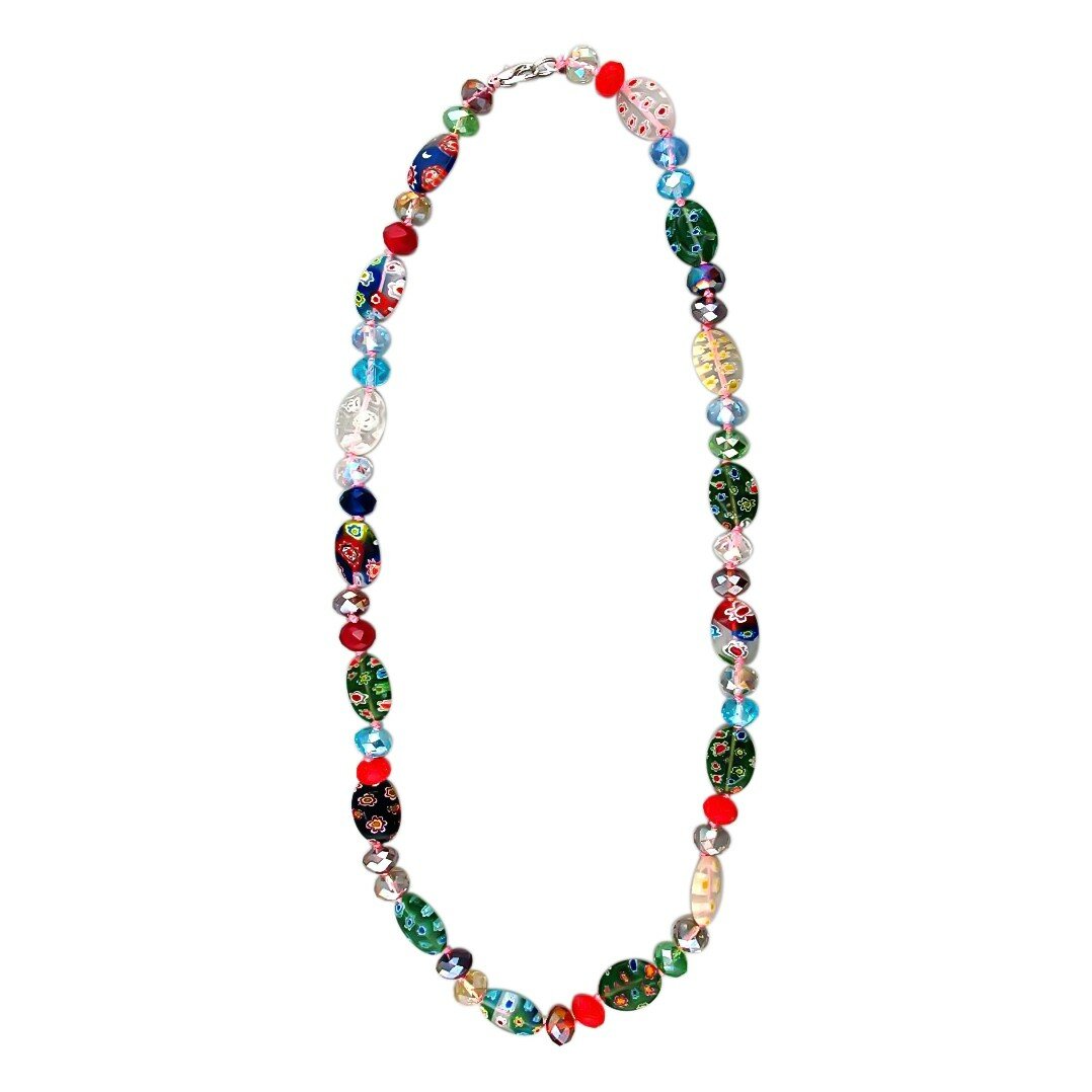 Колье, стекло