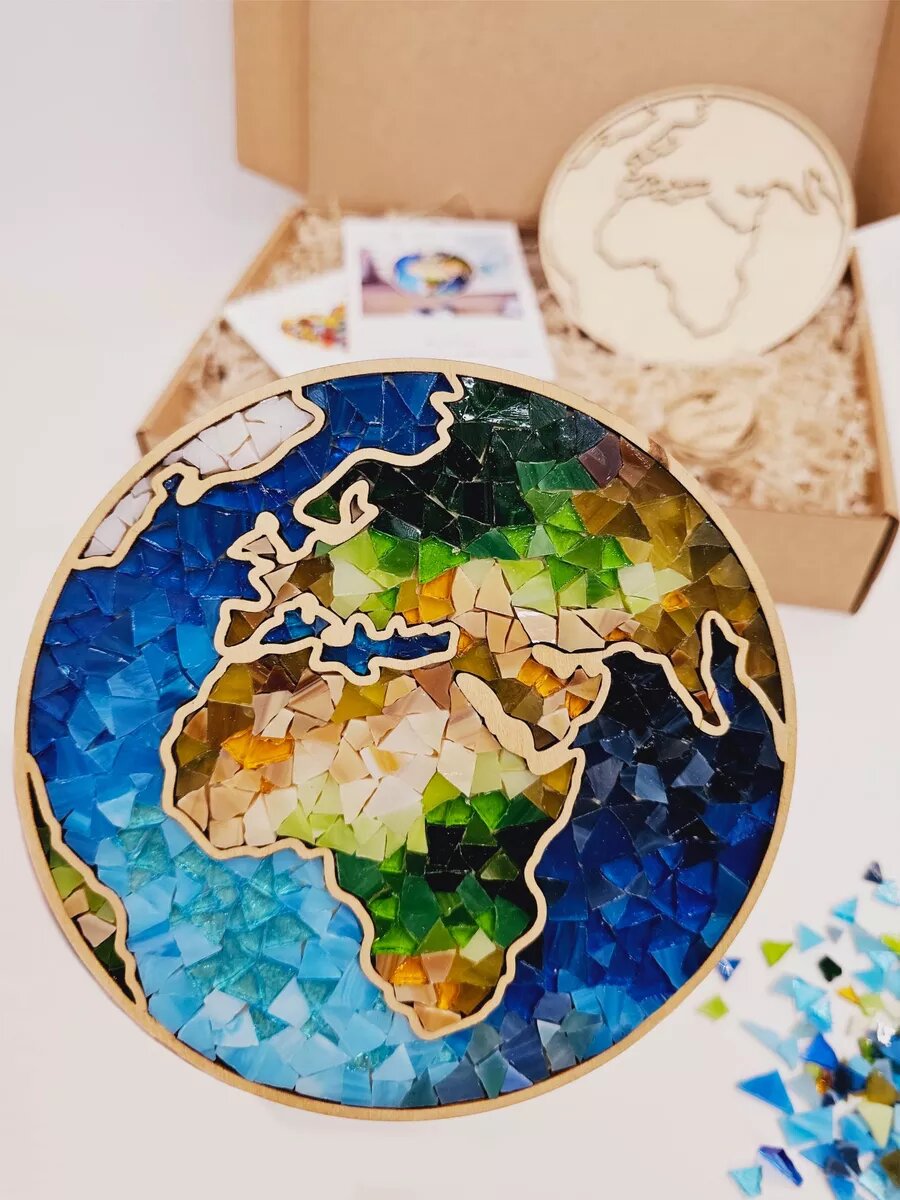 Набор для творчества мозаика стеклянная Планета Земля 16 см