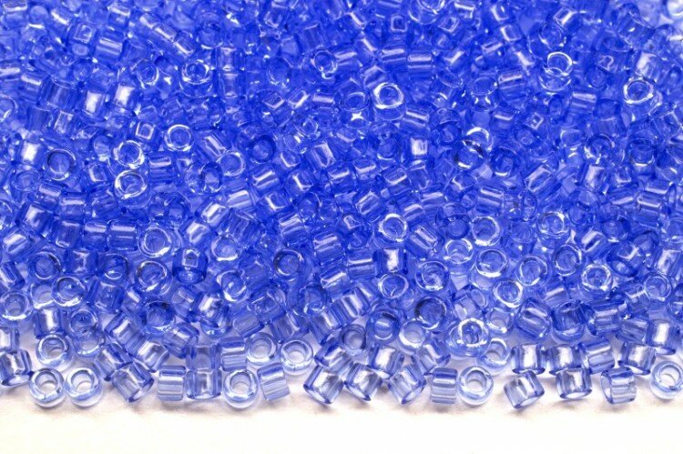 Бисер японский TOHO Treasure цилиндрический 11/0 #0013 светлый сапфир, прозрачный, 5 грамм
