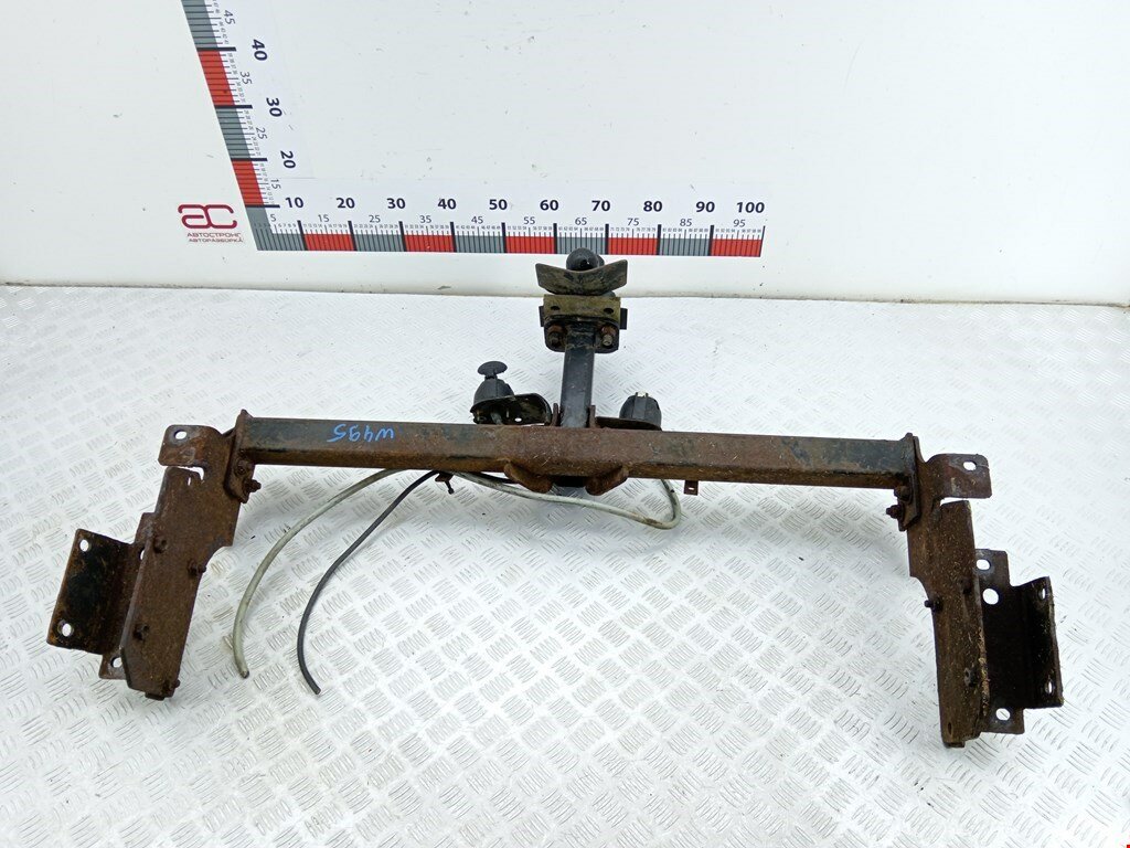 Фаркоп (прицепное устройство) Mitsubishi Pajero 3 арт. 2025260