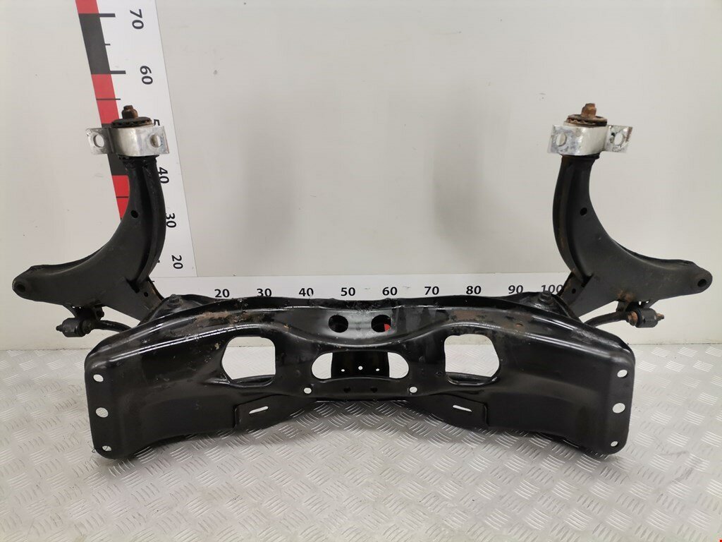 Балка подмоторная (подрамник) Subaru Forester 1 (SF) 20100FA002 арт. 1559404