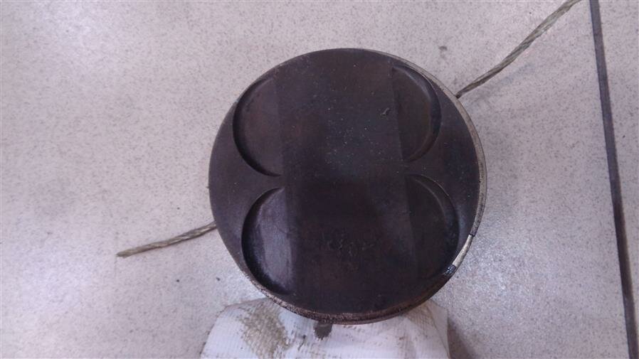 Поршень от BMW 7-Series 2001-2008