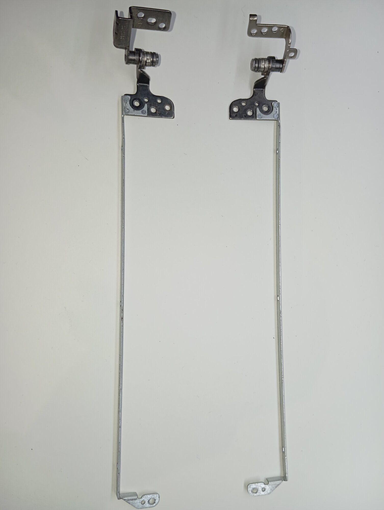 Петли Emachines D440, D640