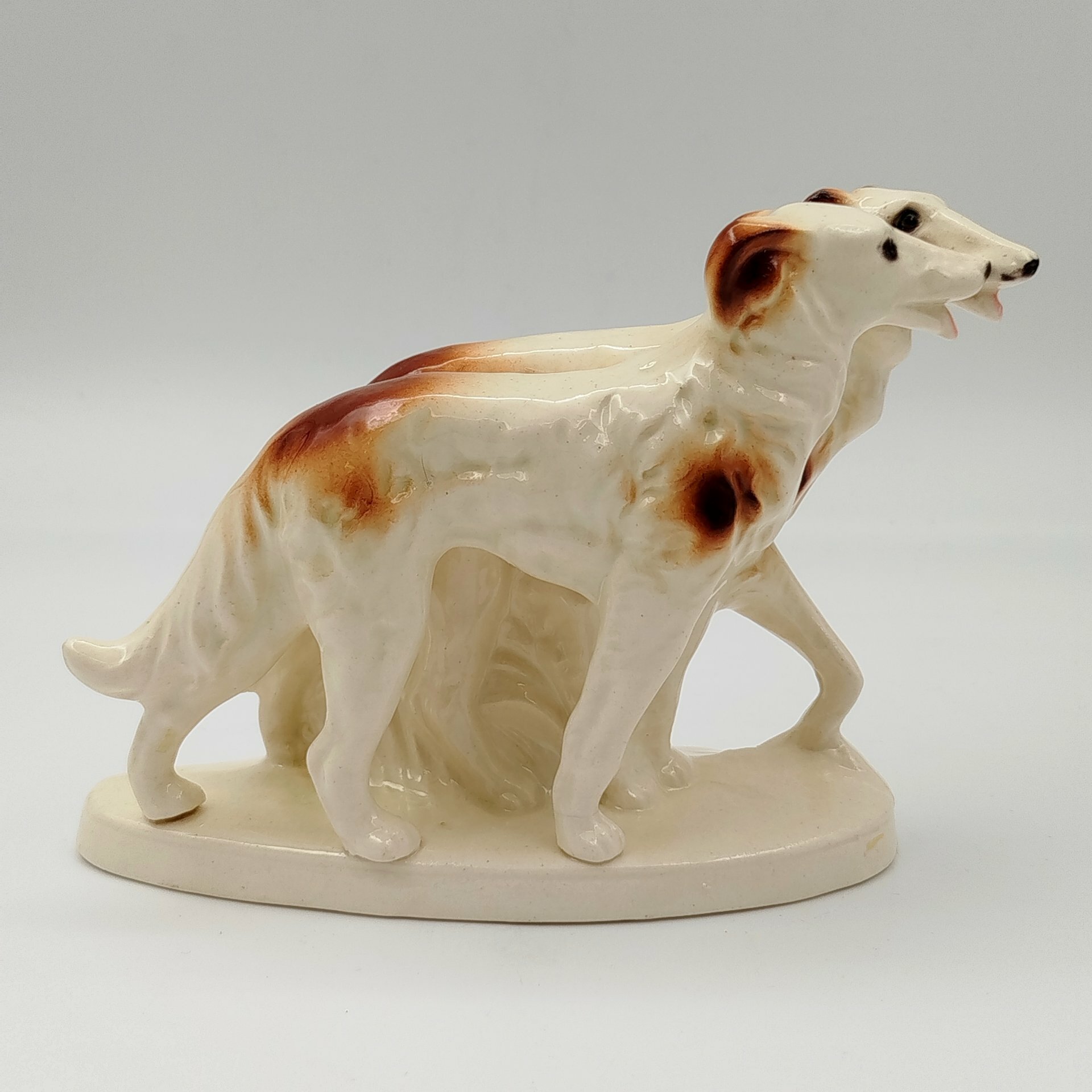 Статуэтка "Пара гончих", фаянс, аэрография, Германия, 1960-1990 гг.