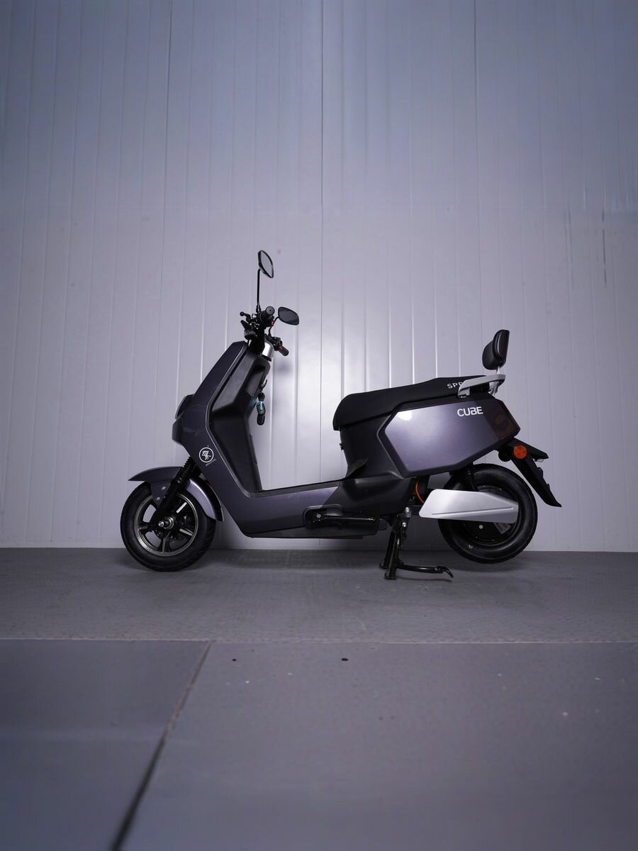 Электрокутер SPRMOTORS CUBE, 1кВТ, 1.3 л. с. в заводской упаковке, без ПТС