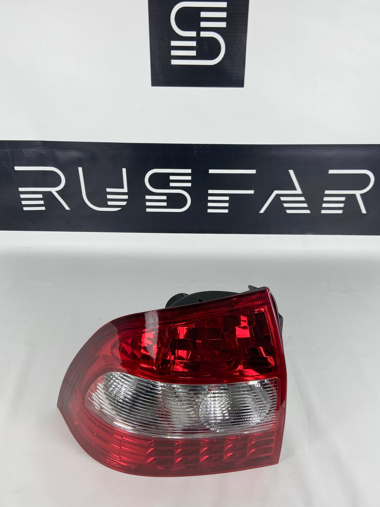 Фонарь в сборе русфар 21704 для LADA Priora LUX диодный левый ABS-пластик