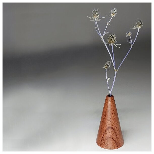 Дизайнерская мини ваза для сухоцветов