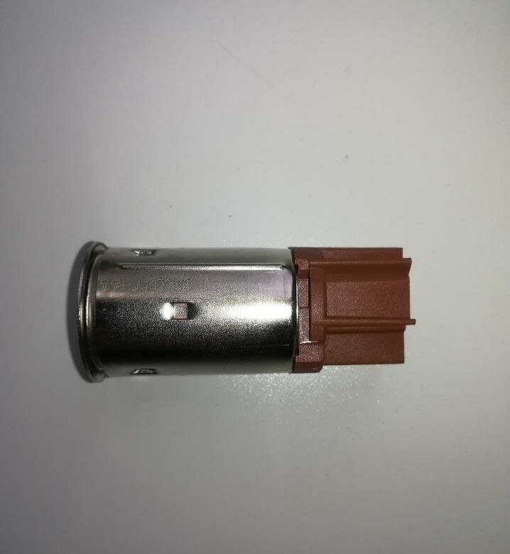 Гнездо прикуривателя Mazda Tribut (EP) 200-2007, Ford Escape (EUR) 2007-2009