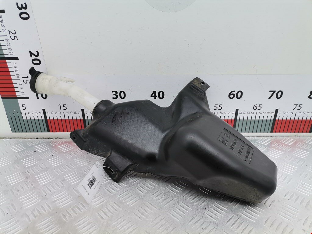 Бачок омывателя Opel Astra J 13260590 арт. 2029562