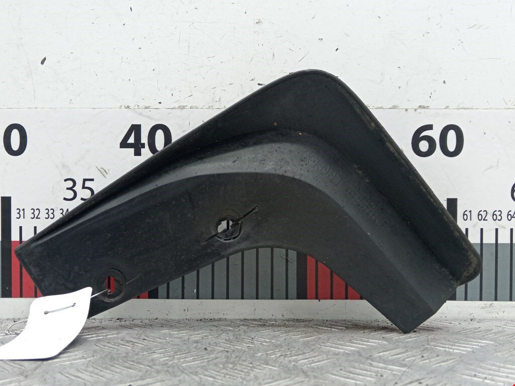 Брызговик передний Kia Sorento 1 (BL) 868313E010 арт. 1931315