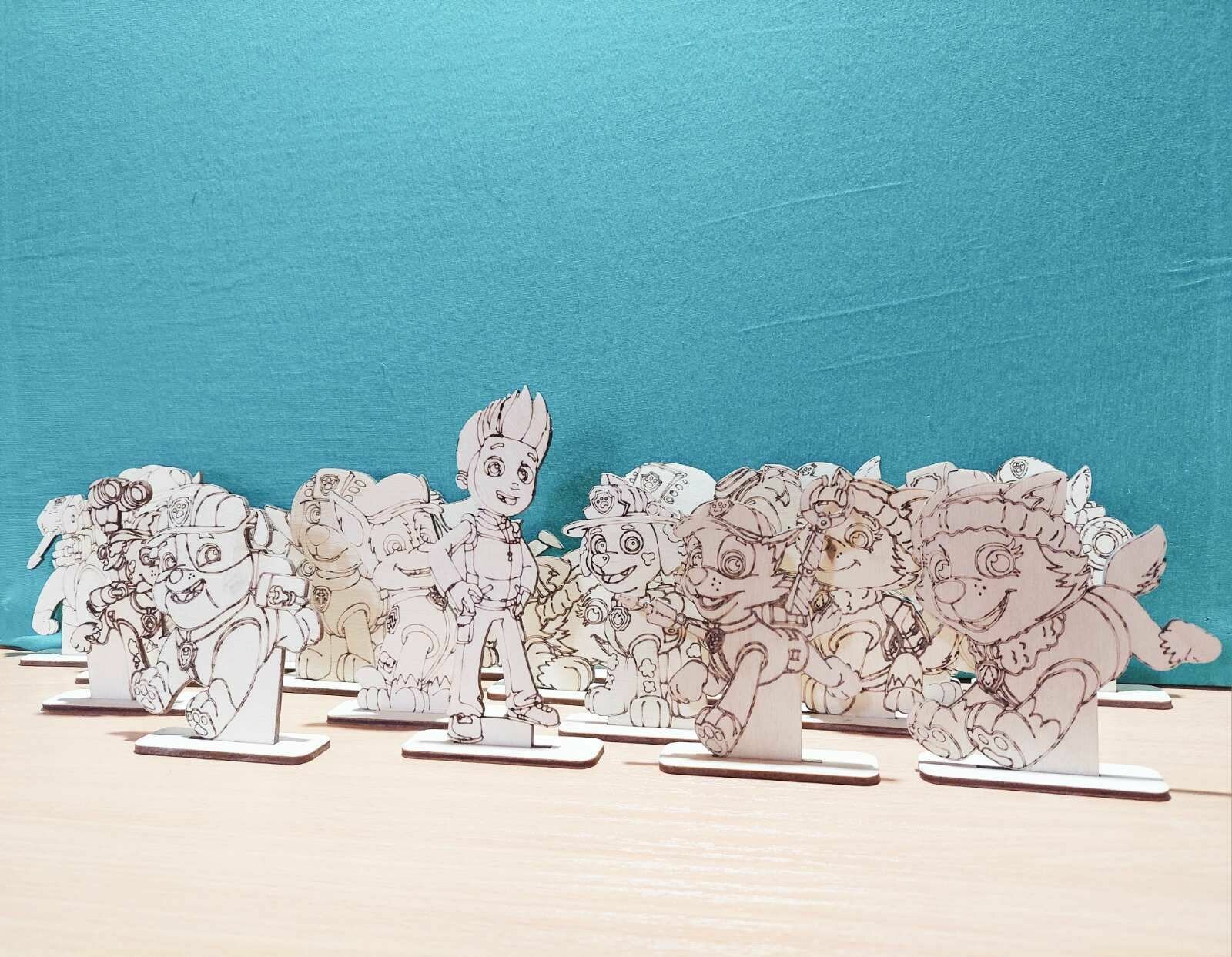 Заготовки для раскрашивания Фигурки героев мультсериала "Щенячий Патруль".