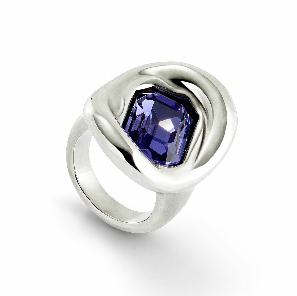 Кольцо, кристалл