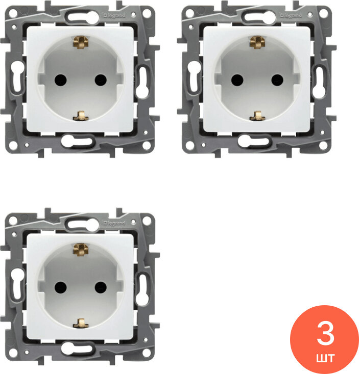 Розетка силовая штепсельная Legrand / Легранд Etika механизм 2К+З, 16А 250В, белая 672221 / электрооборудование (комплект из 3 шт)