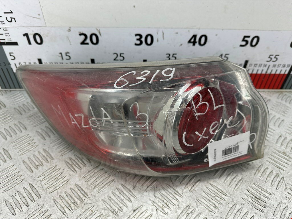 Фонарь задний левый Mazda 3 BL BCW951160D арт. 2212477