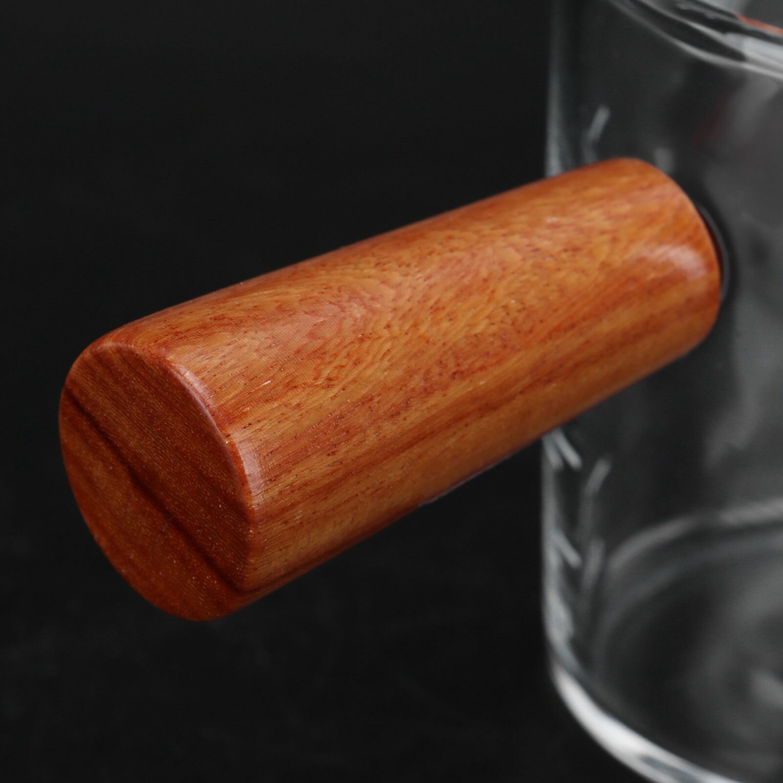 Чашка для молока с двойным носиком и деревянной ручкой, стеклянная мерная кружка для кофе для домашней кухни, с толстым дном