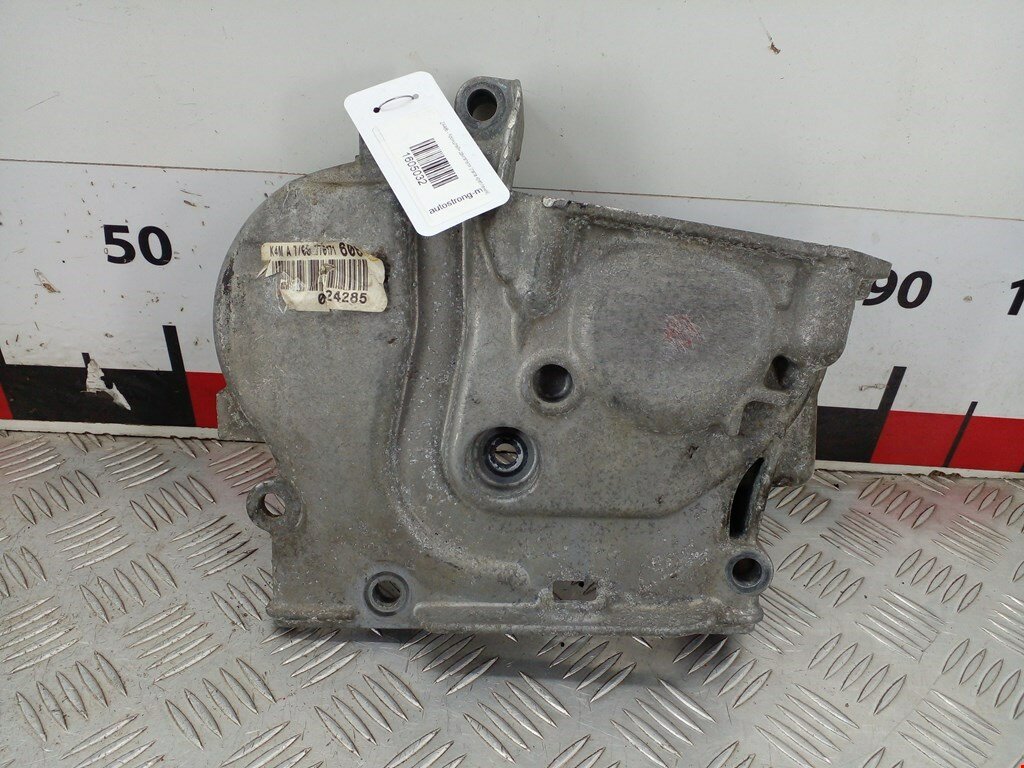 Крышка двигателя передняя Renault Megane 1 8200027196 арт. 1605032
