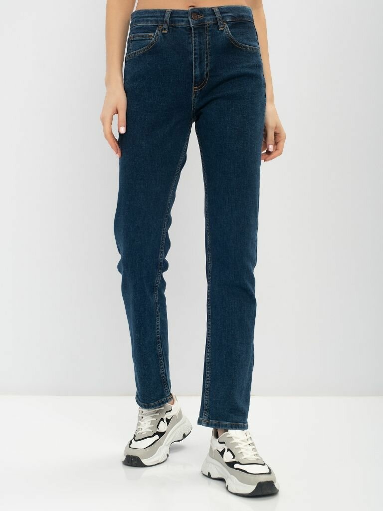 Джинсы зауженные 