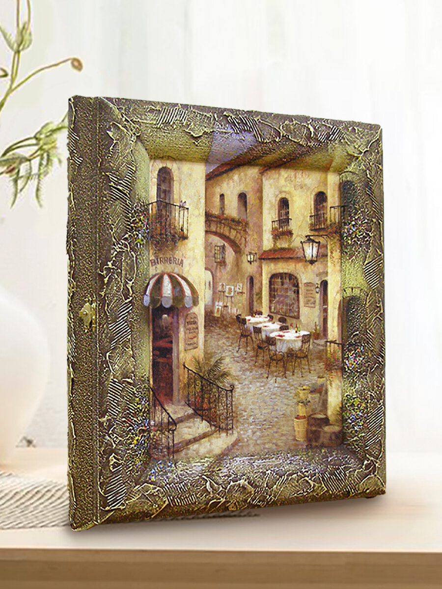 Ключница настенная закрытая деревянная 35х30 Декарт мужская женская декор из дерева ручная работа в интерьер