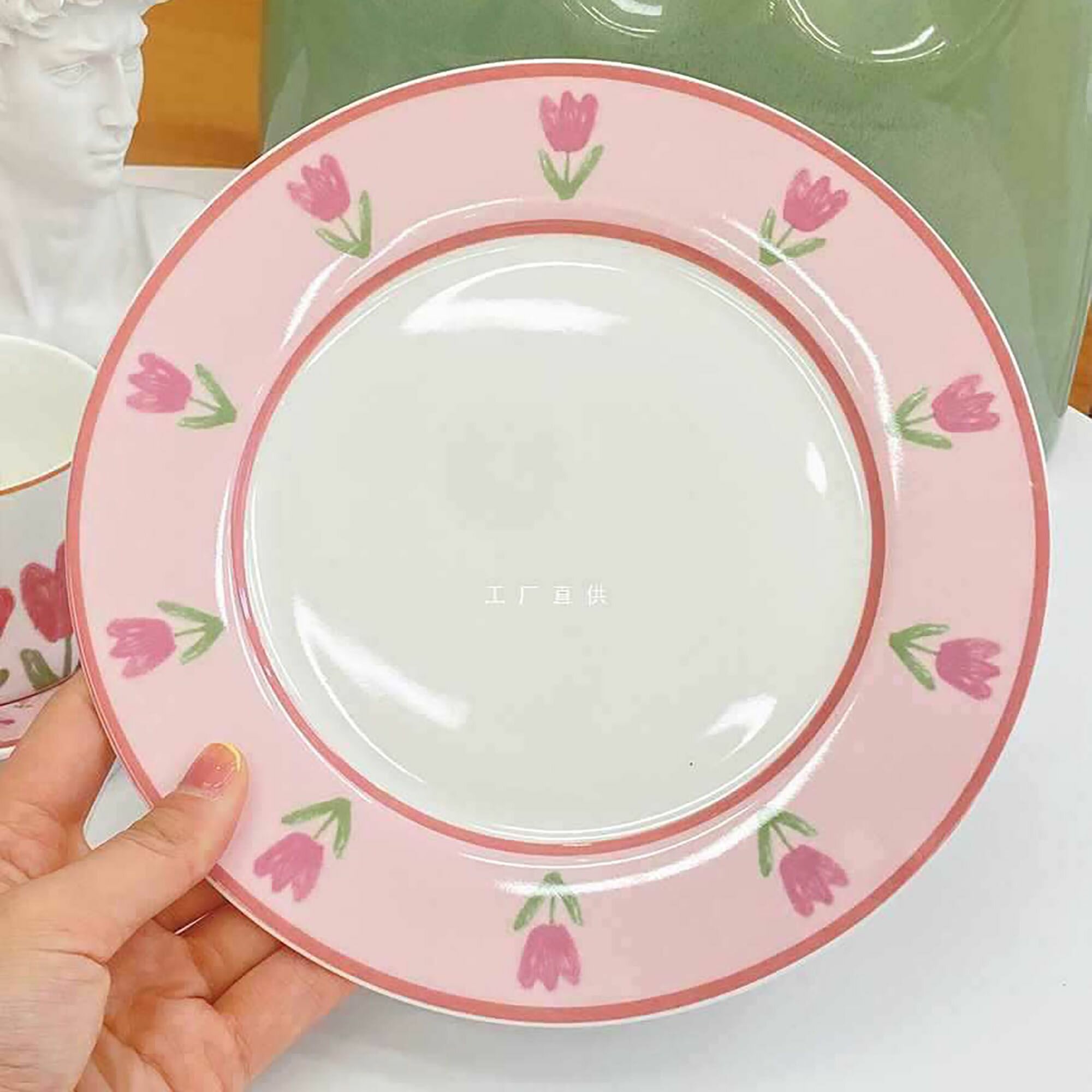 Тарелка "Тюльпан", керамическая, с ручной росписью, 20см, белая, круглая