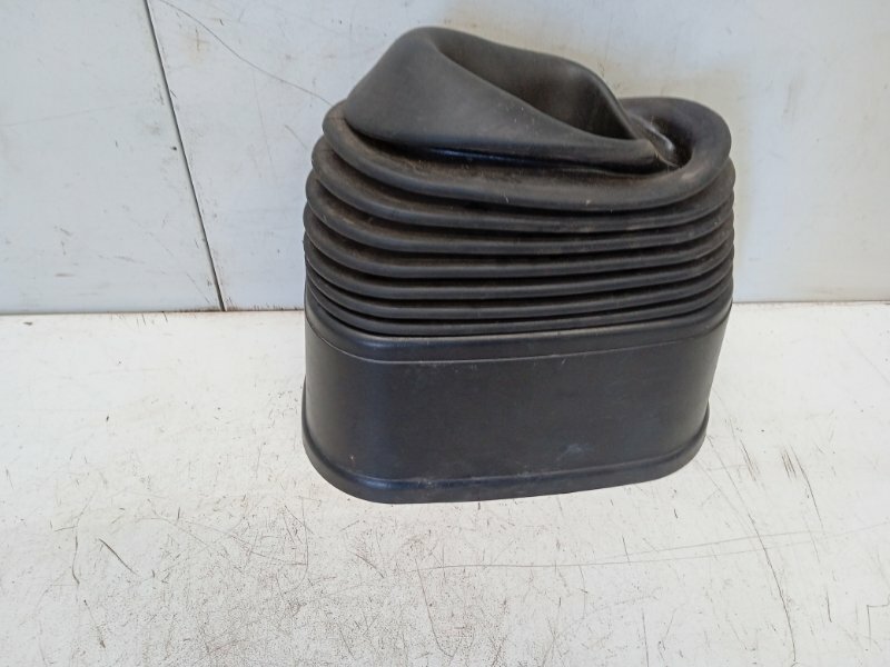 Б/У Форд Транзит Кожух рычага стояночного тормоза Ford Transit 103105 FORD арт. 4123412