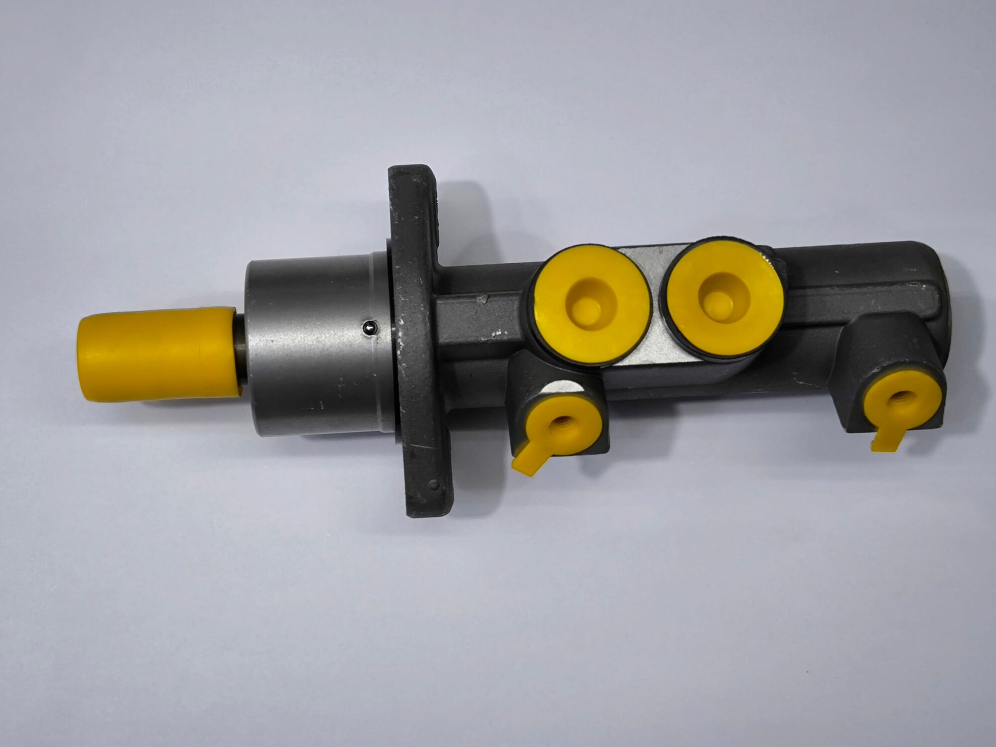 Цилиндр тормозной главный Chery Kimo [1.3 16V 5MT хетчбэк] S123505010