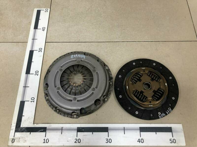 Корзина сцепления Volkswagen Polo Sed RUS 2011 кат.номер: PCE0019 03F141025 036141032H