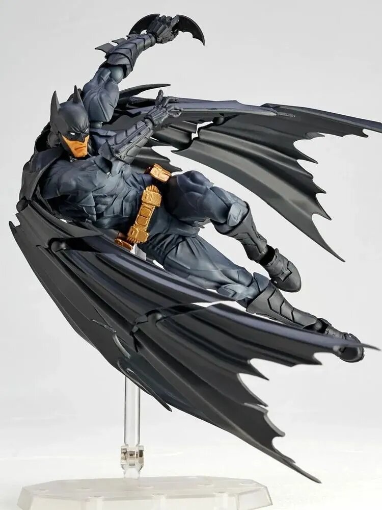 FIGURE COMPLEX 009 Бэтмен 16CM