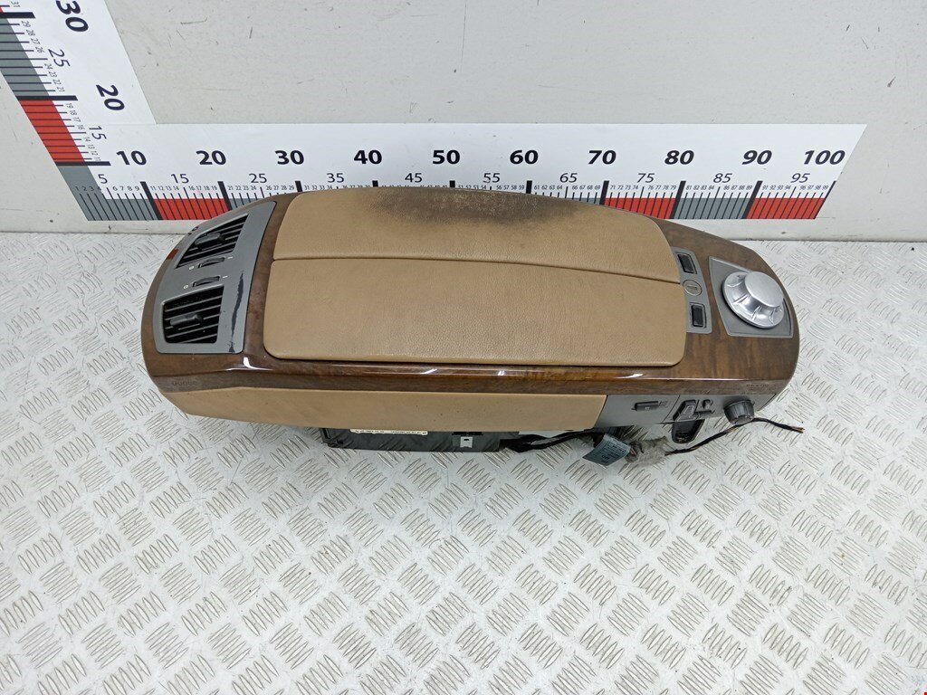 Подлокотник BMW 7-Series (E65/E66) 51167018149 арт. 1954239