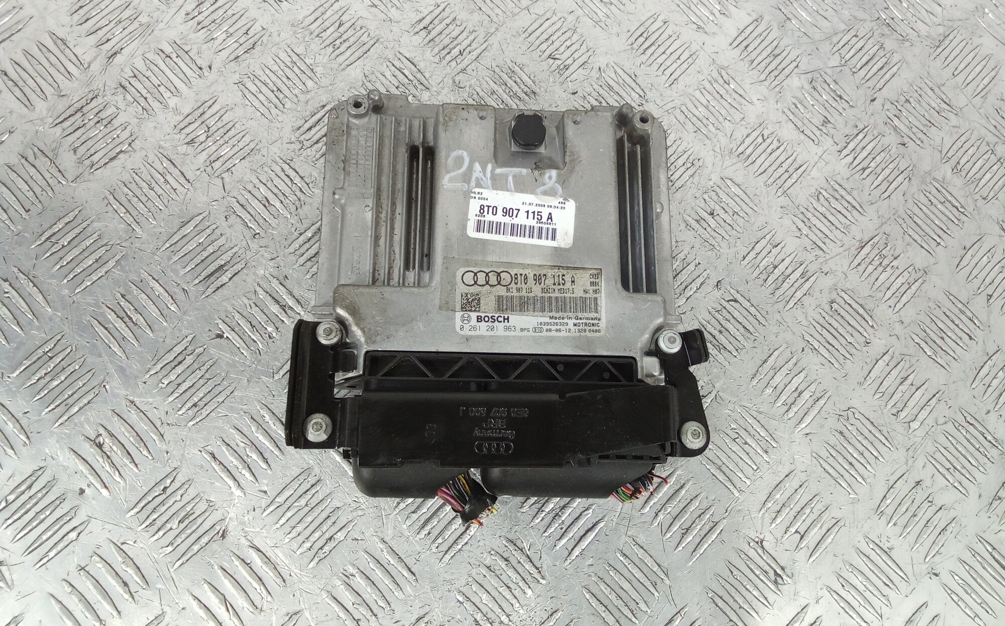 Блок управления двс AUDI A5 1, Номер 8T0907115A