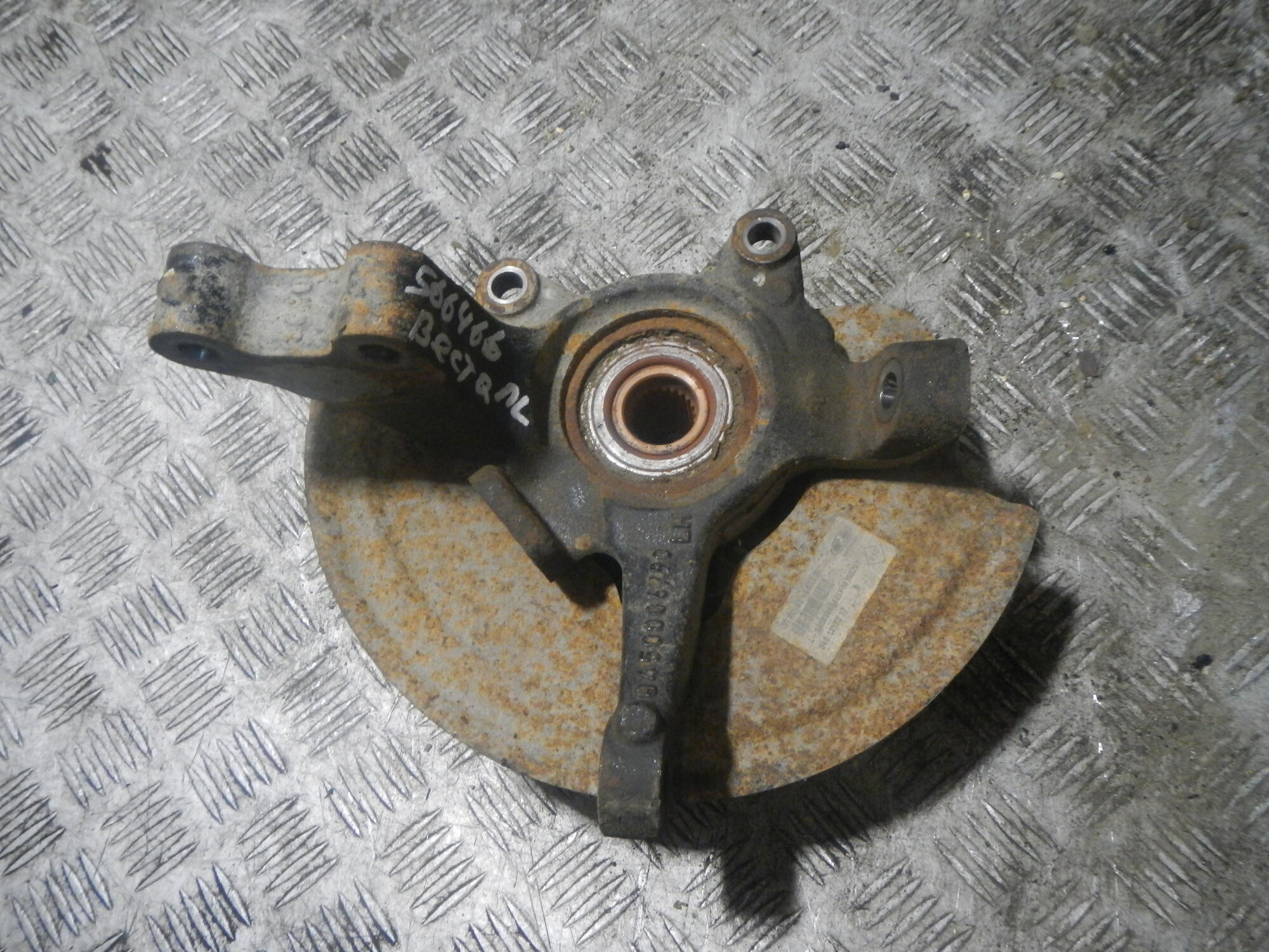 Б/У Кулак поворотный передний левый, ВАЗ (VAZ)-LADA VESTA (веста) LADA VESTA (Веста) Без видимых повреждений. 566466 LAD...