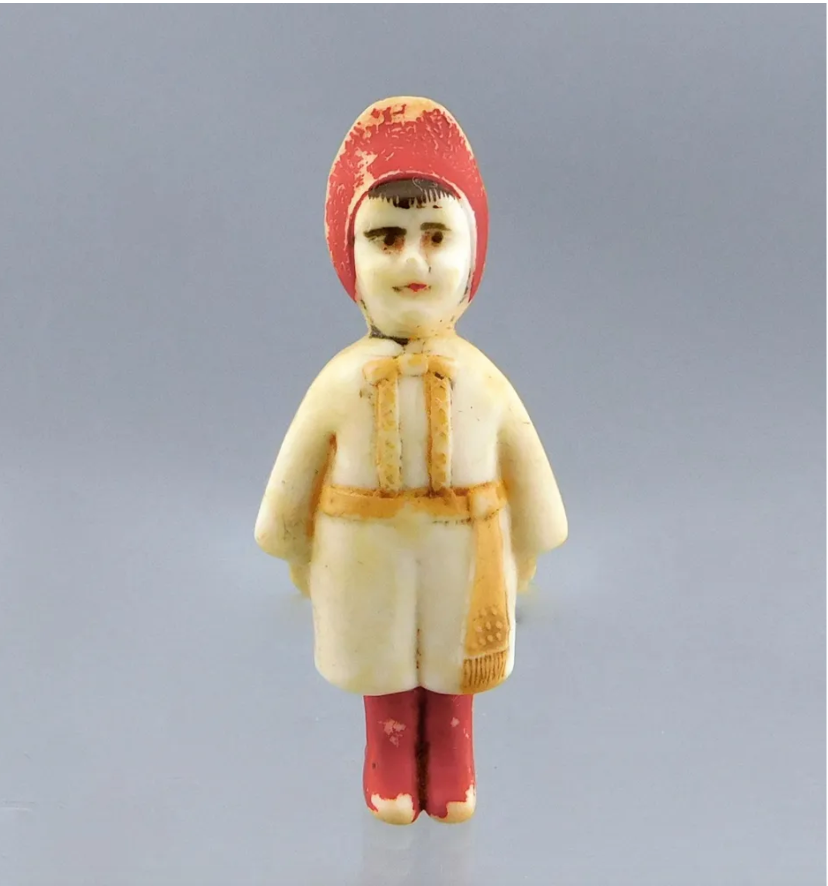 Игрушка кукла"Национальности" колкий пластик СССР 1960-е гг