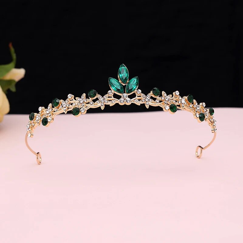 Золотая корона для волос Изумрудный, 06