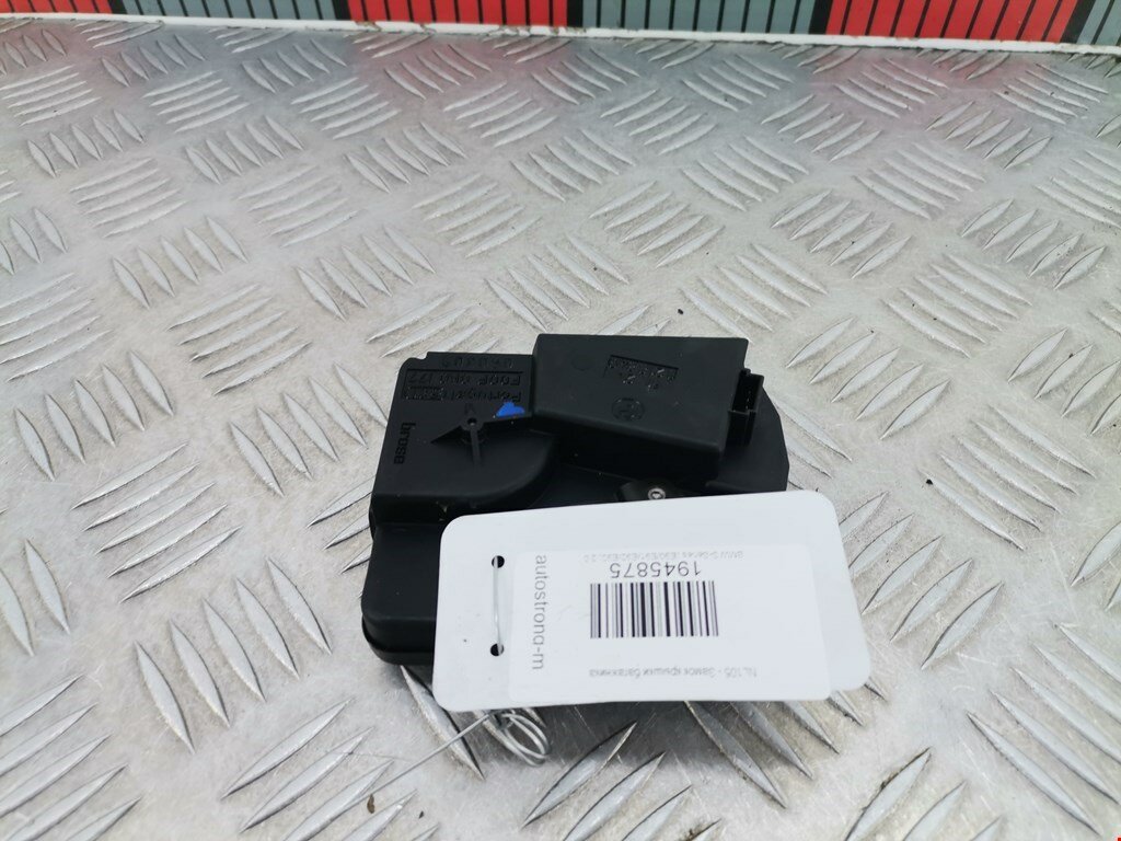 Замок заднего стекла BMW 3-Series (E90/E91/E92/E93) 51247840623 арт. 1945875