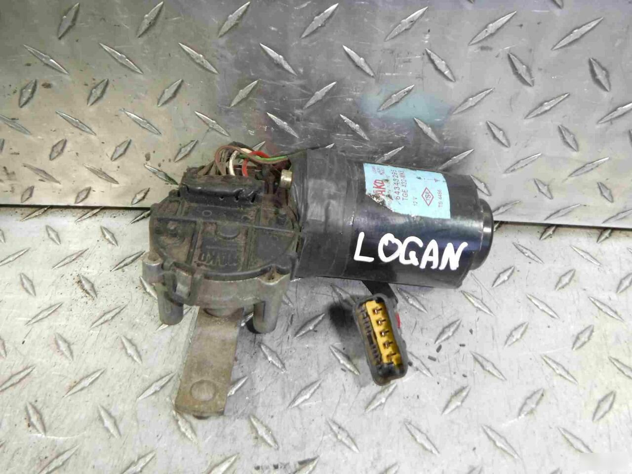 Моторчик стеклоочистителя передний Renault Logan I (2004—2009) 6001547913