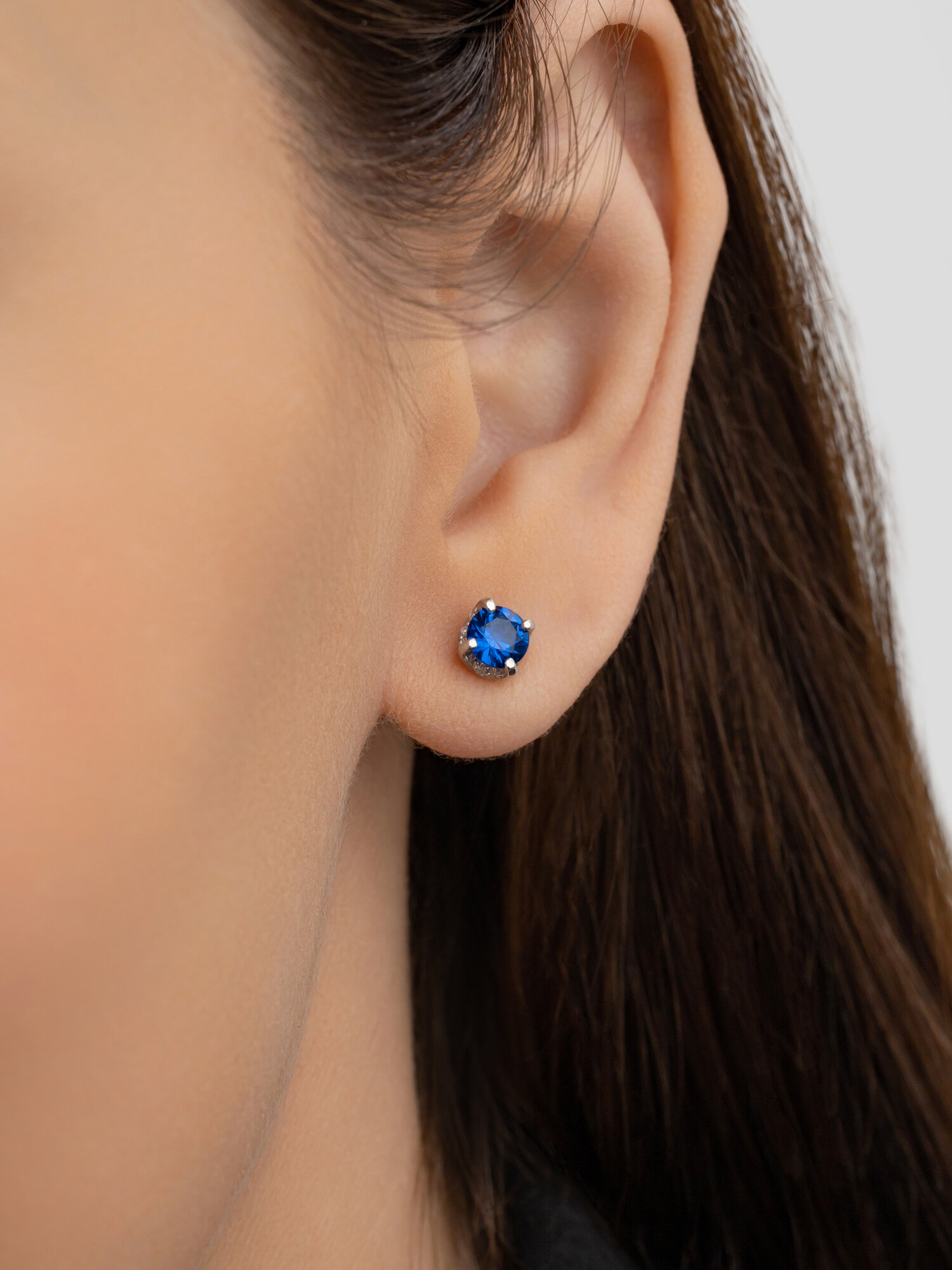 Серьги пусеты, серебро, 925 проба, родирование, шпинель синтетическая, фианит, сапфир, сапфир синтетический