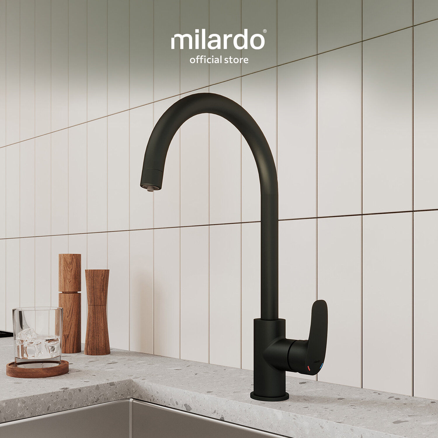 Смеситель для кухни Milardo Rora RORBLFJM05 с каналом для фильтрованной воды черный матовый