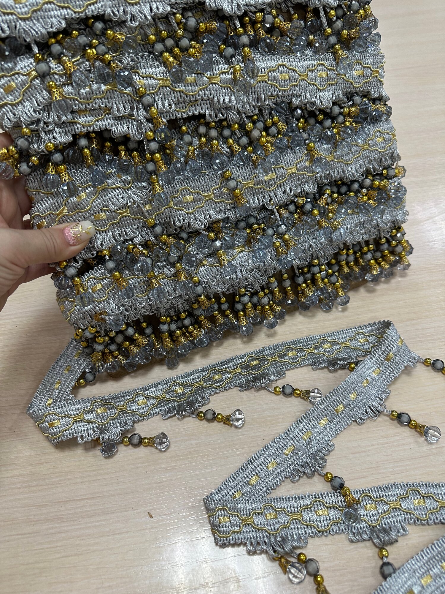 Тесьма бахрома-стеклярус серый, 3м