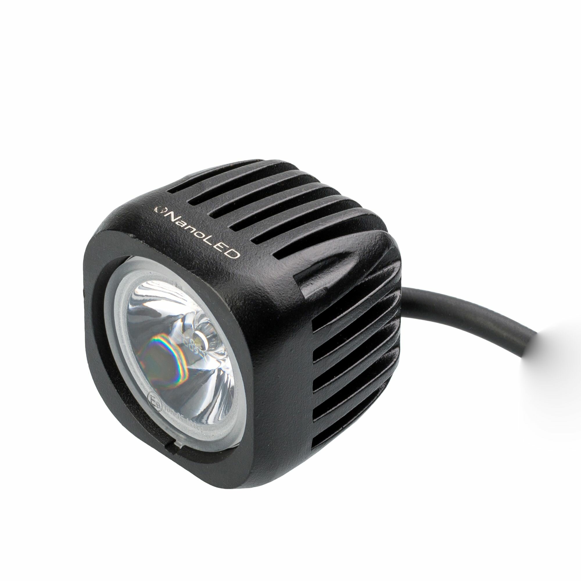 Фара светодиодная NANOLED 10W, 1 LED CREE X-ML2, узкий луч, 12-24V, 55,9*55,9*58,4мм