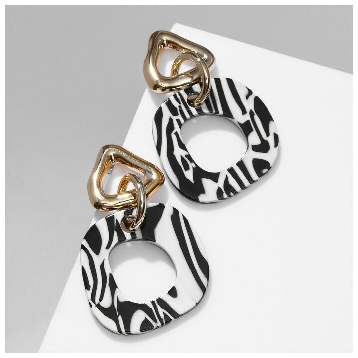 Серьги пусеты, акрил