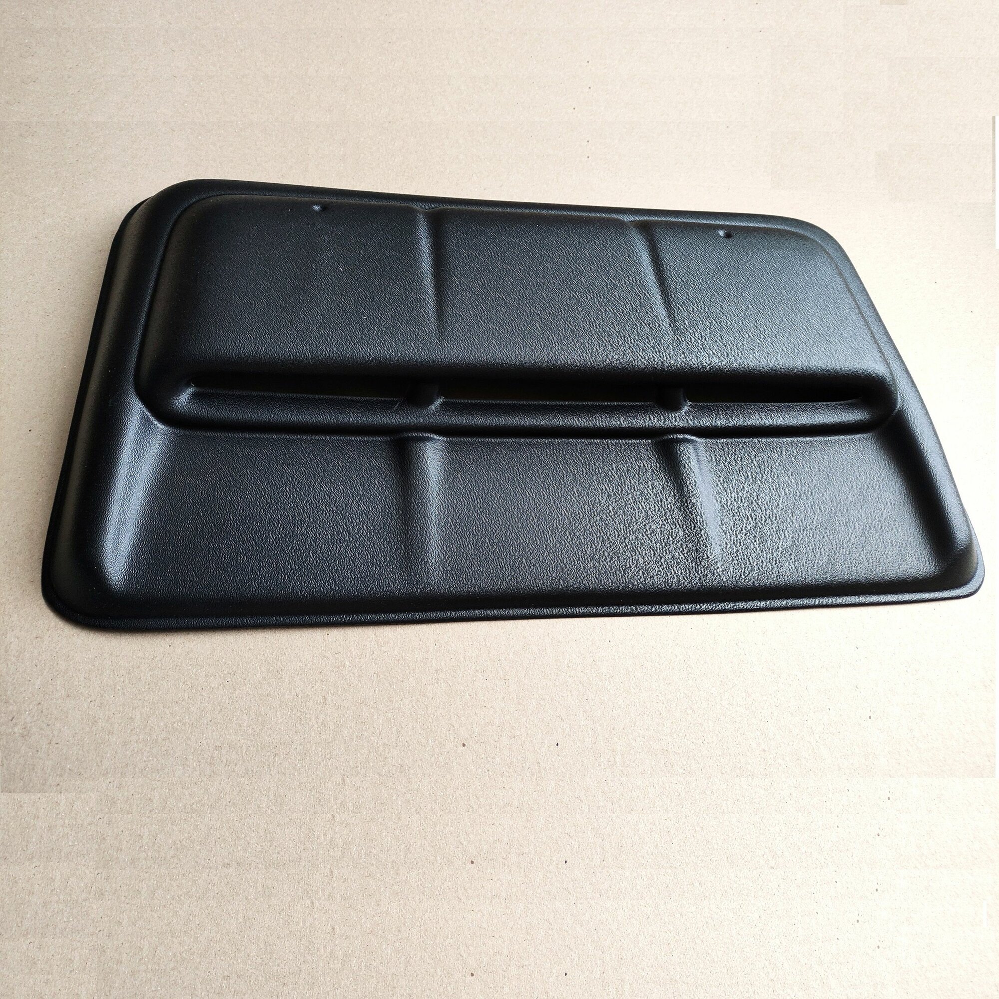 Воздухозаборник на капот Хантер для нивы 2121. Дефлектор капота.