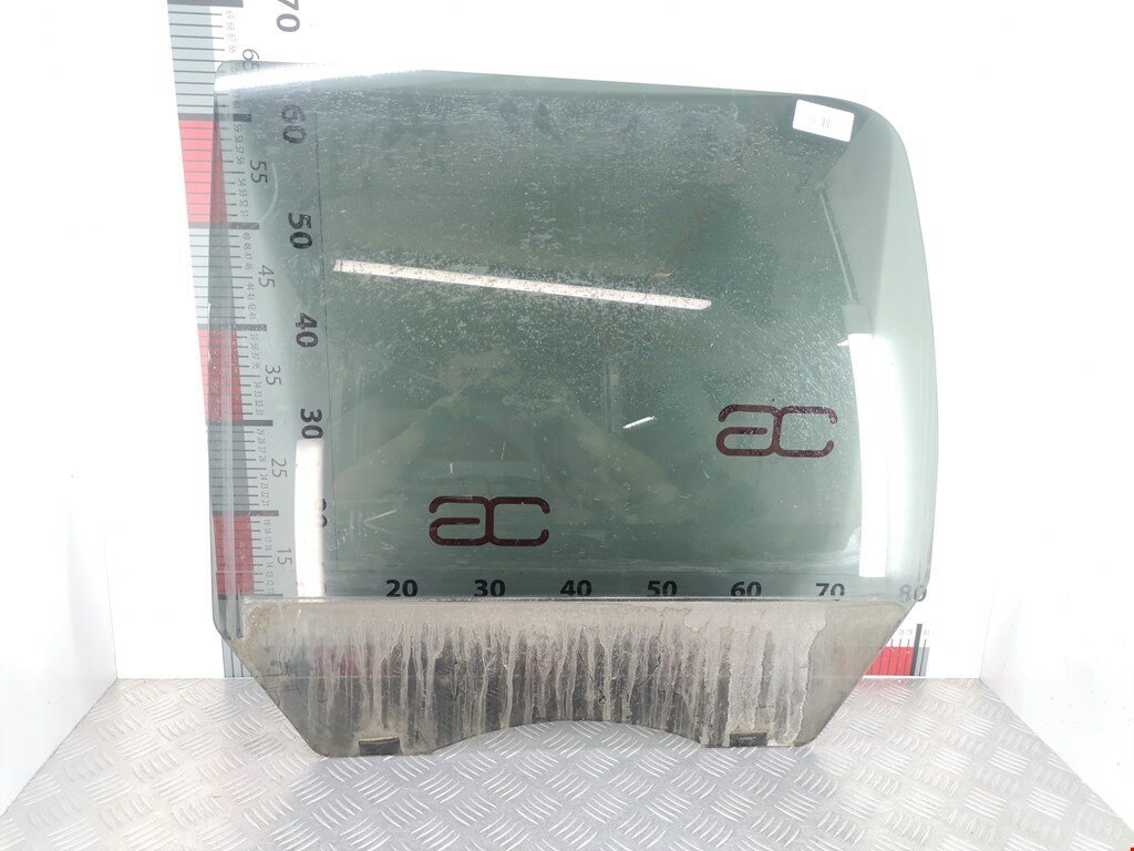 Стекло двери задней левой Ford F-150 XI 4L3Z1625713AA арт. 1939003