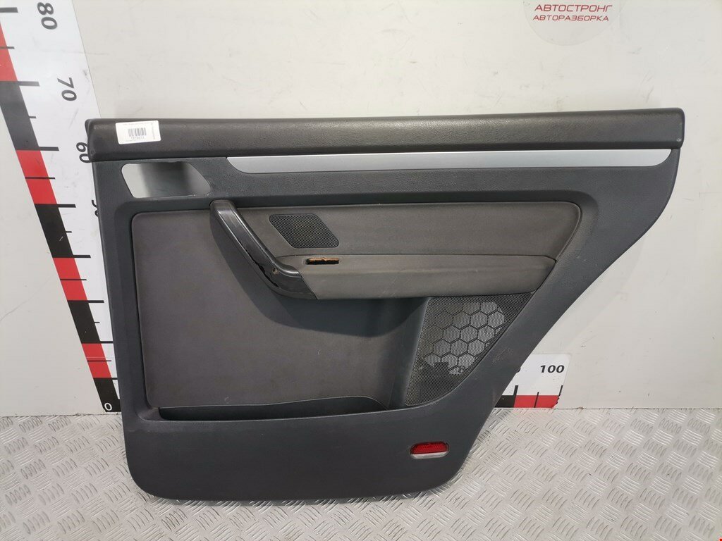 Обшивка (карта) двери задней правой Volkswagen Touran 1 1T0867212E арт. 1878833
