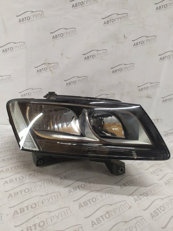 фара Прав. Audi Q5 1 8R 8r0941004m