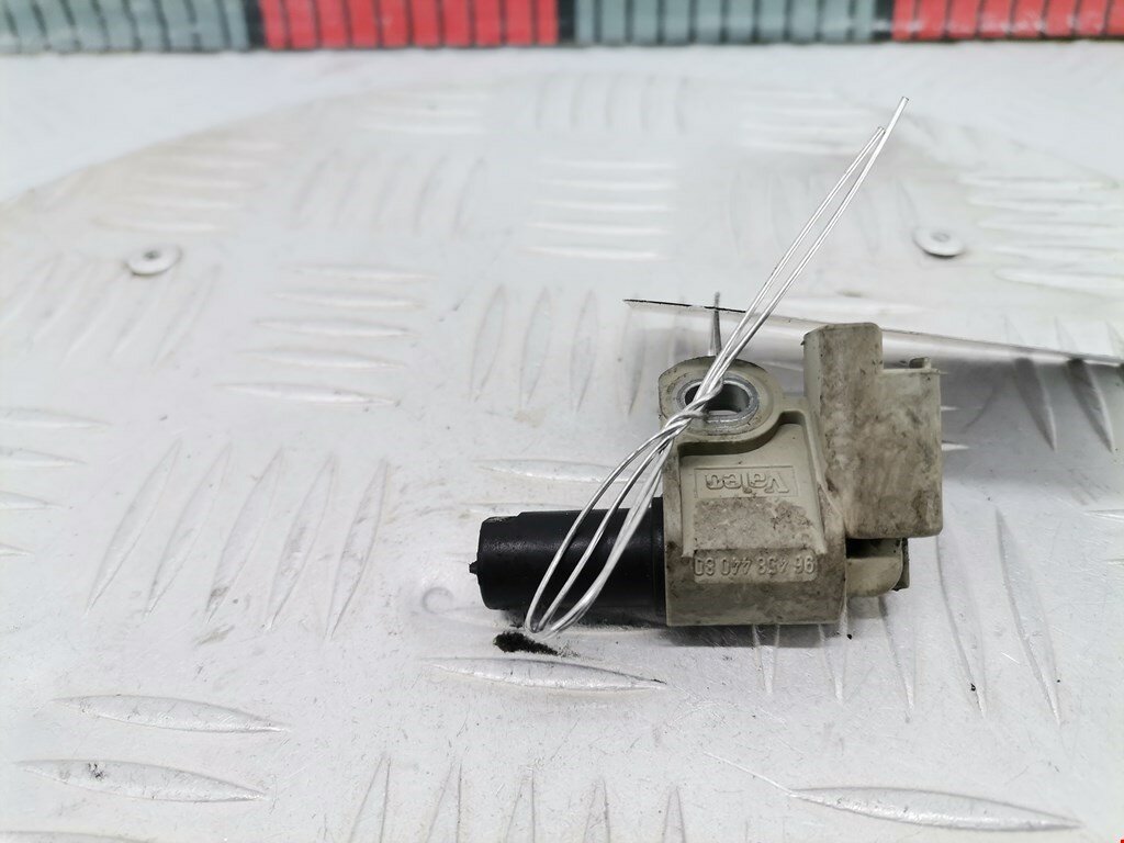 Датчик распредвала Ford Focus 2 1695278 арт. 1700780