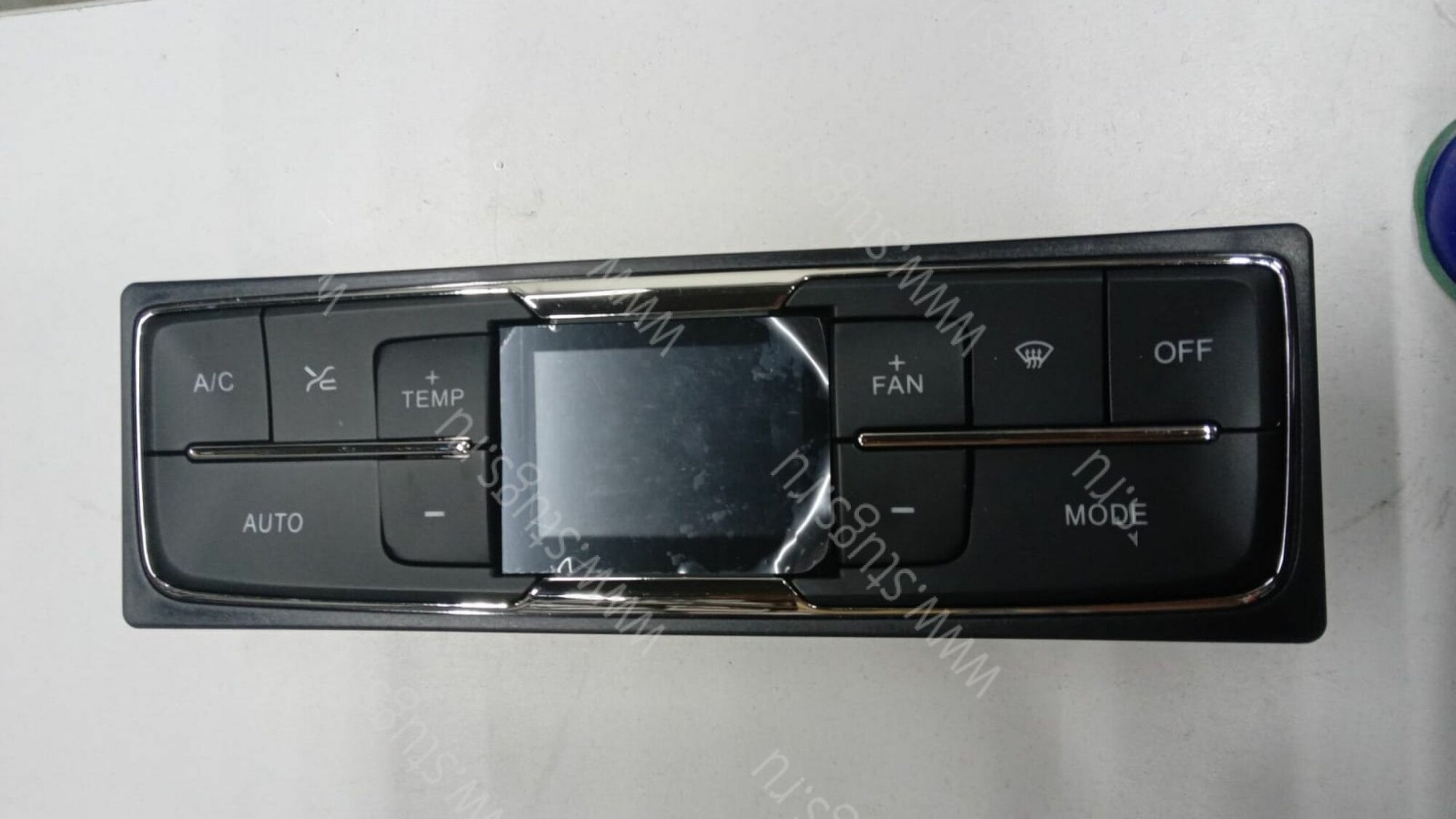 Блок управления климат-контролем HOWO T5G C7H MAN 712W61942-0630/5 712W619420632 712W61942-0008