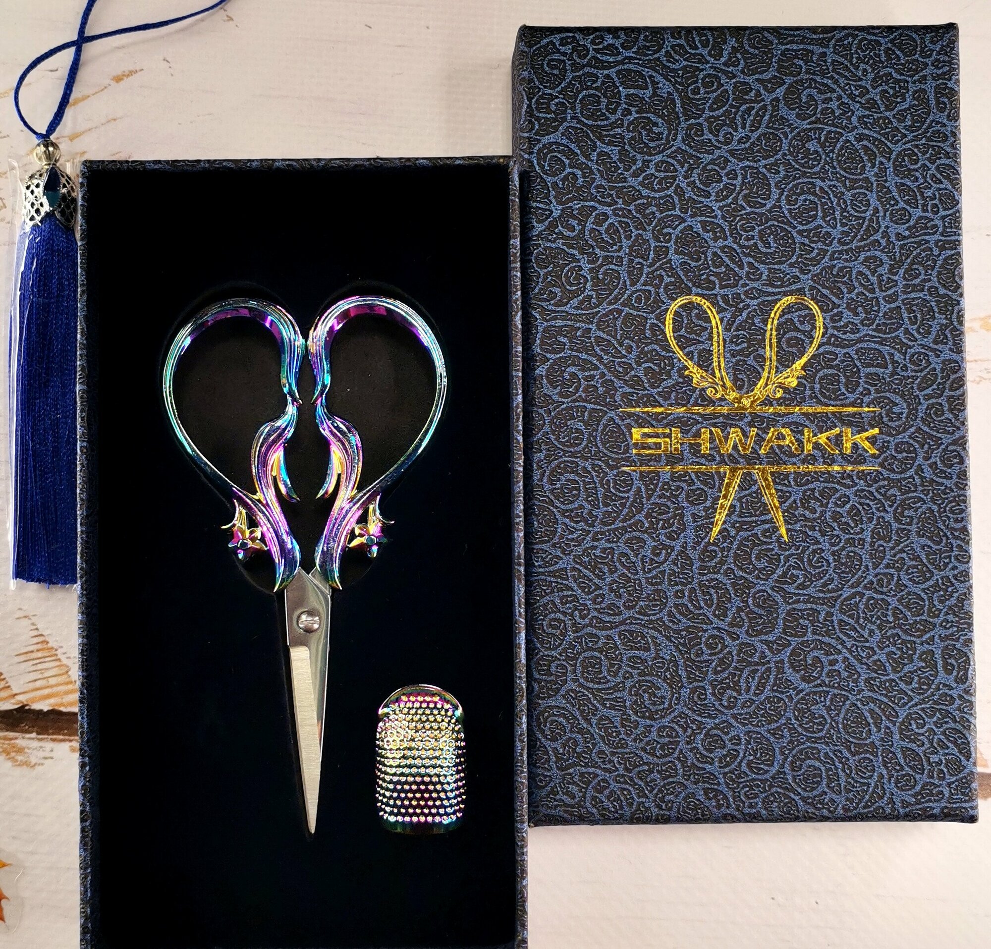 Подарочный Набор 3в1 Швейных Ножниц с Напёрстком в Винтажном / Ретро Стиле для Рукоделия, Кройки и Шитья. Оригинальный Красивый подарок