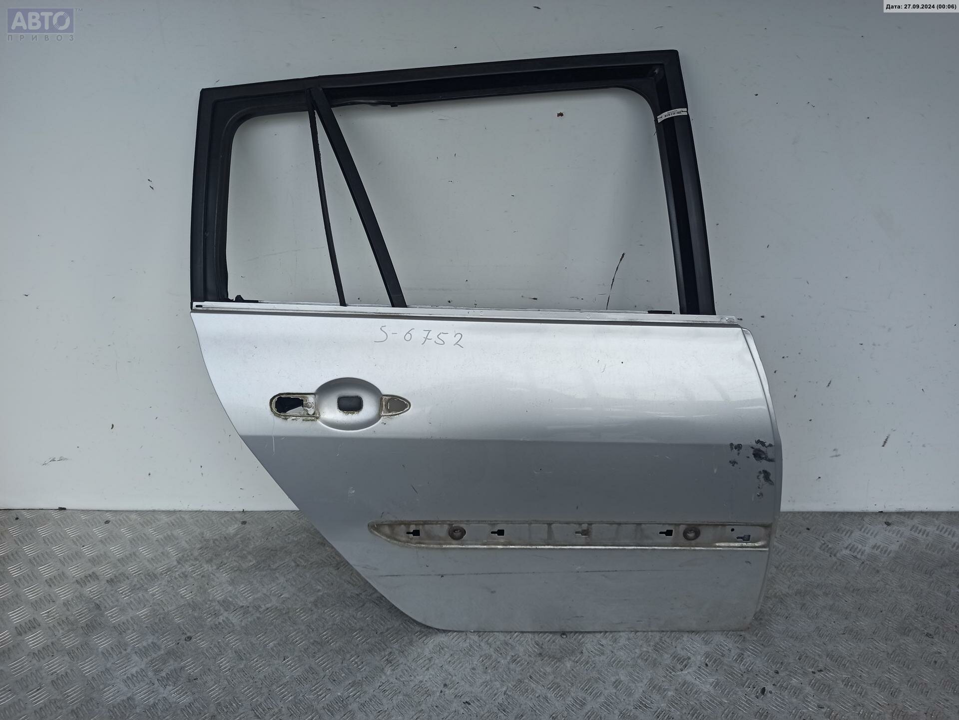 Дверь боковая задняя правая Renault Megane 2 (2002-2008)
