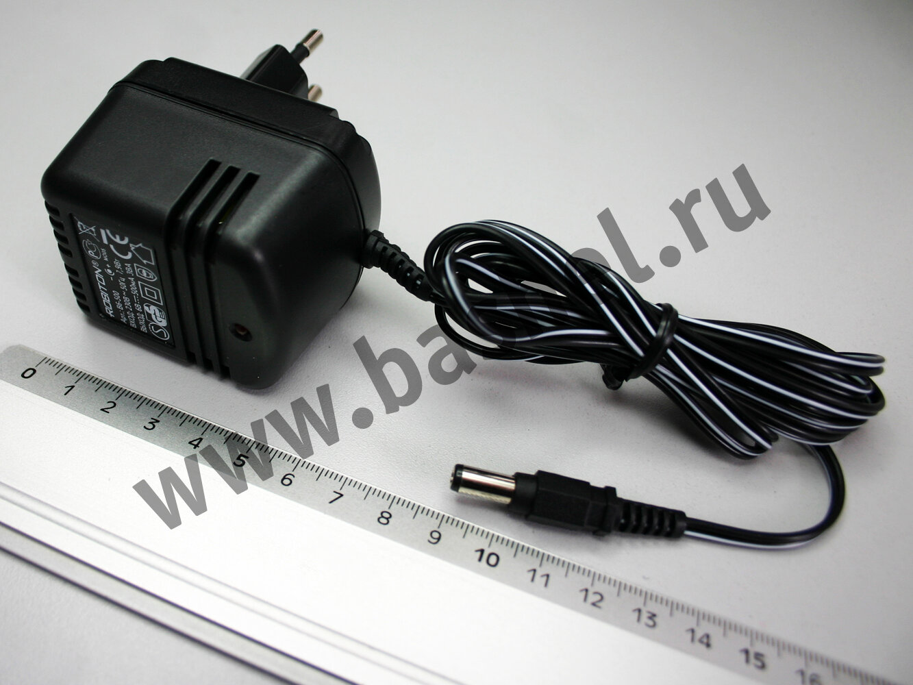 Блок питания ROBITON B6-500, 6V-0,5A нестаб. (+)