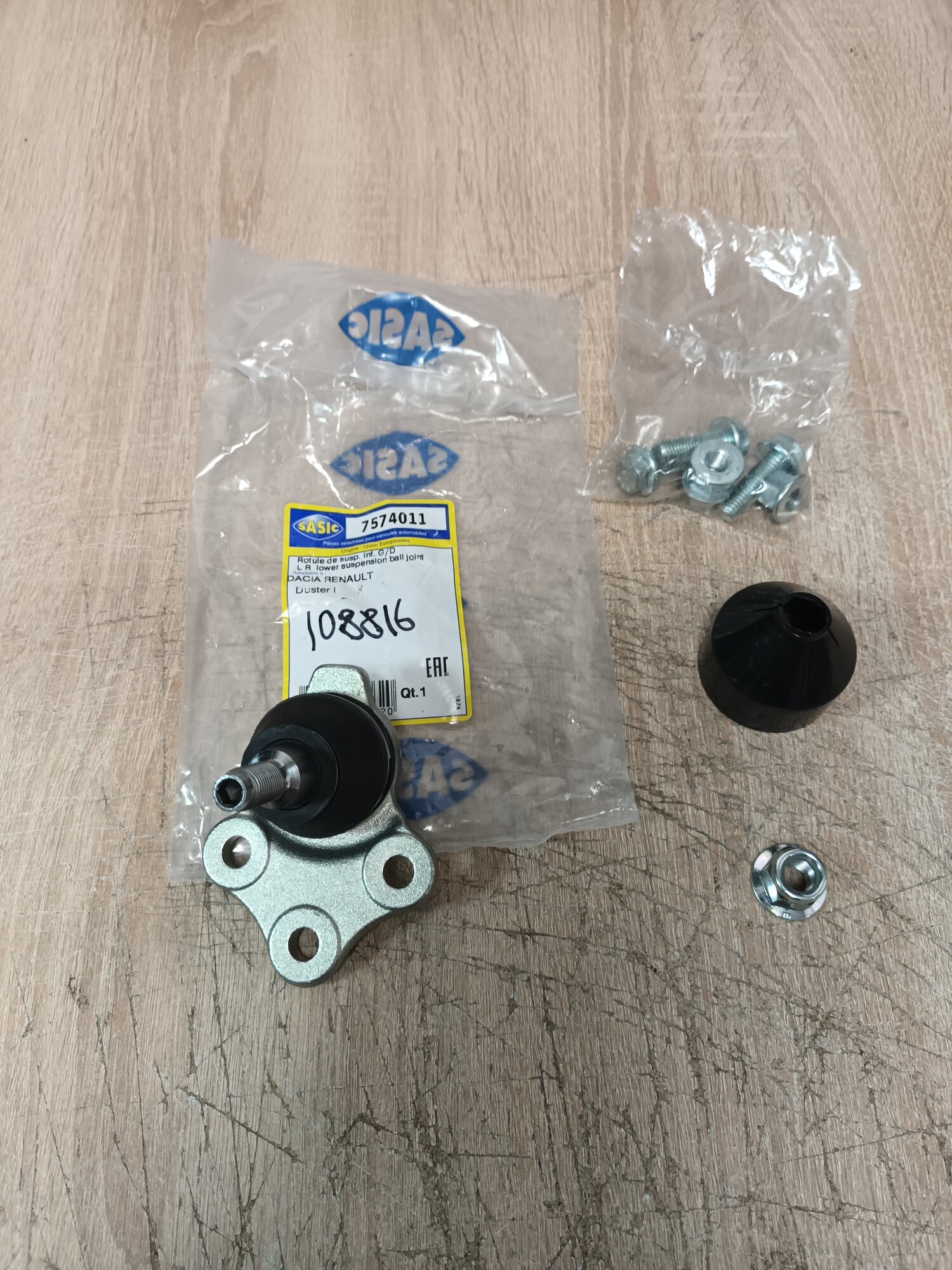 Шаровая опора Рено Дастер, Каптюр Sasic